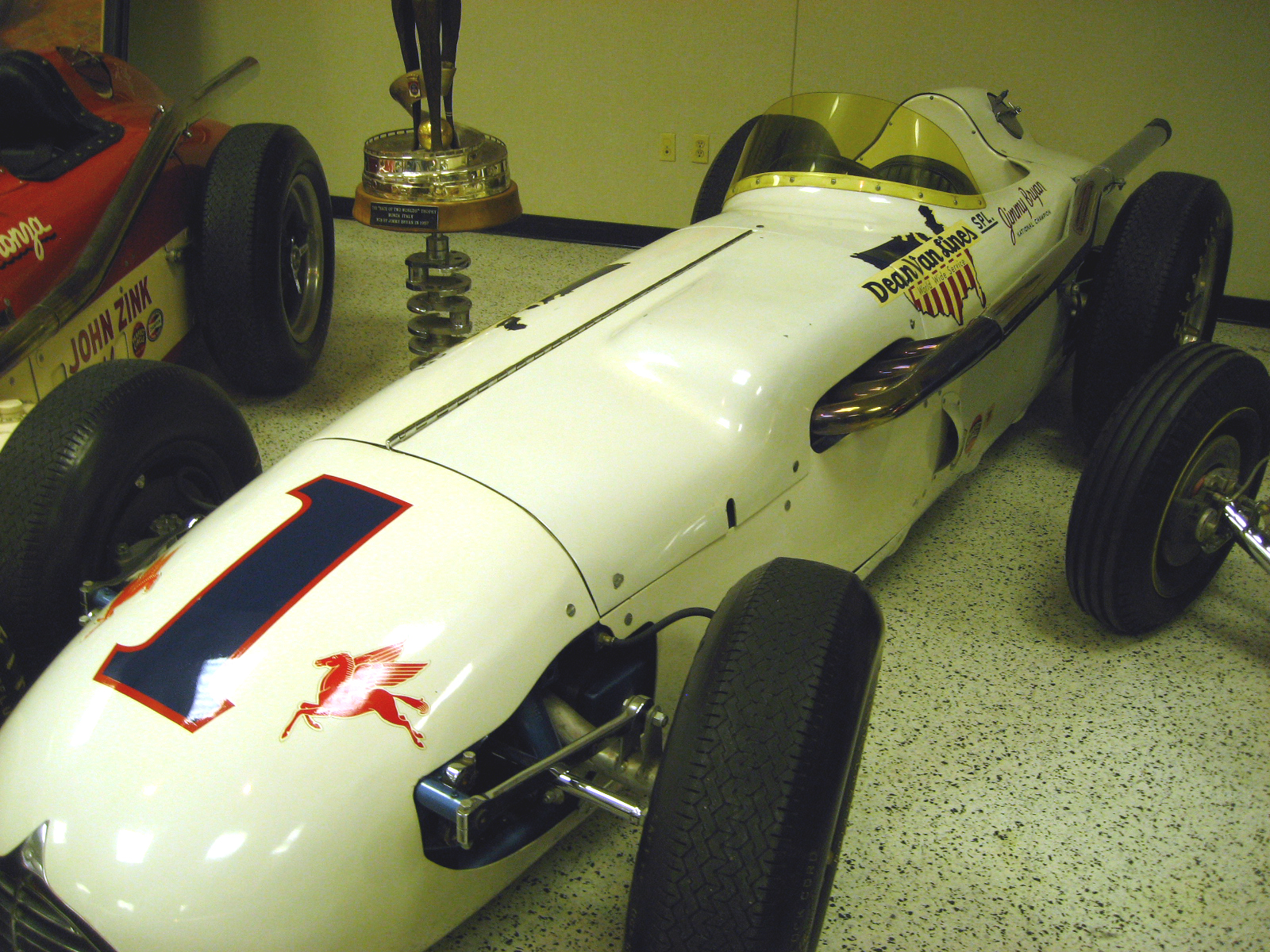 Browse through over vehicles produced by Belond. Find the latest ...