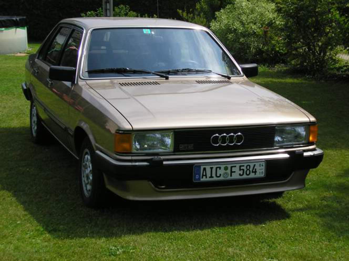TopWorldAuto >> Photos of Audi 80 CD - photo galleries
