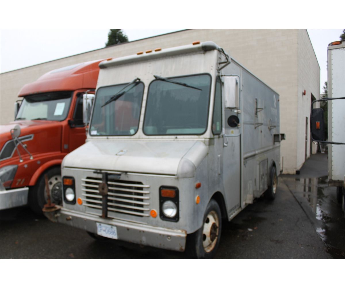 TopWorldAuto >> Photos of Grumman Van - photo galleries