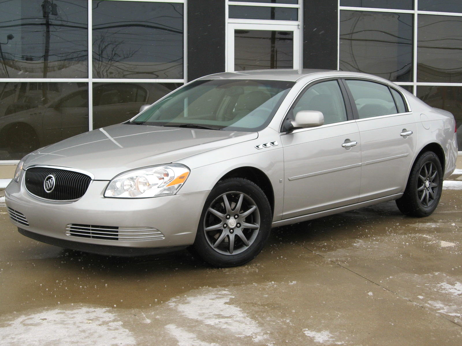 TopWorldAuto >> Photos of Buick Lucerne CXL - photo galleries