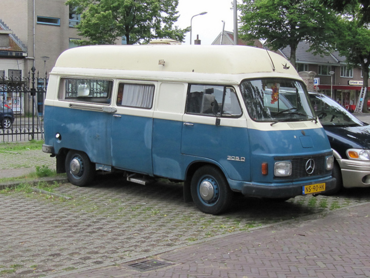 TopWorldAuto >> Photos of Mercedes-Benz L306D - photo galleries