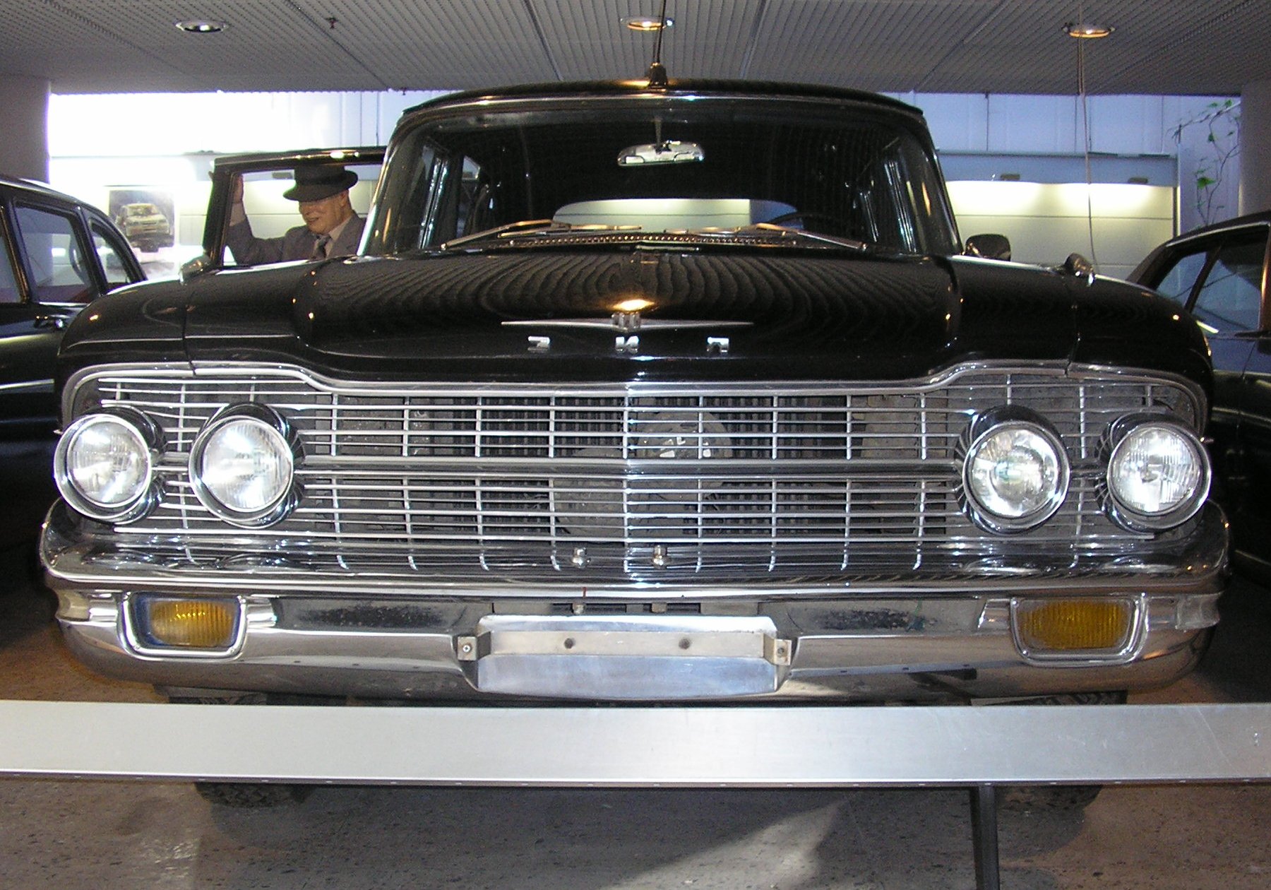 TopWorldAuto >> Photos of ZIL 4104 - photo galleries