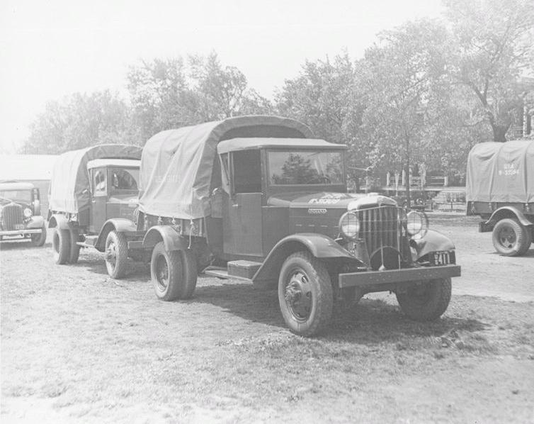 TopWorldAuto >> Photos of Sterling WB 2 Ton Chassis - photo galleries