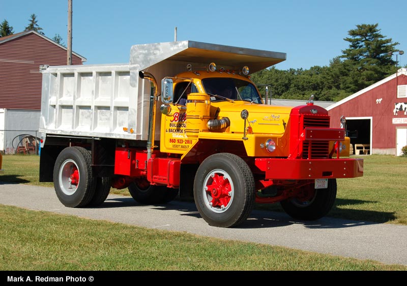 TopWorldAuto >> Photos of Mack B81 - photo galleries