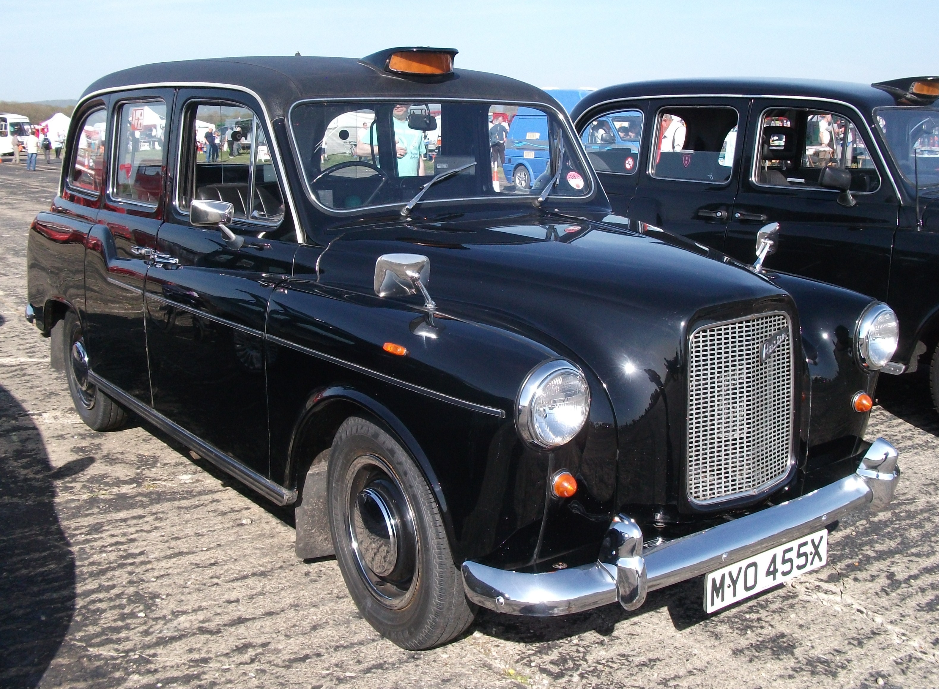 TopWorldAuto >> Photos of Austin FX4 - photo galleries