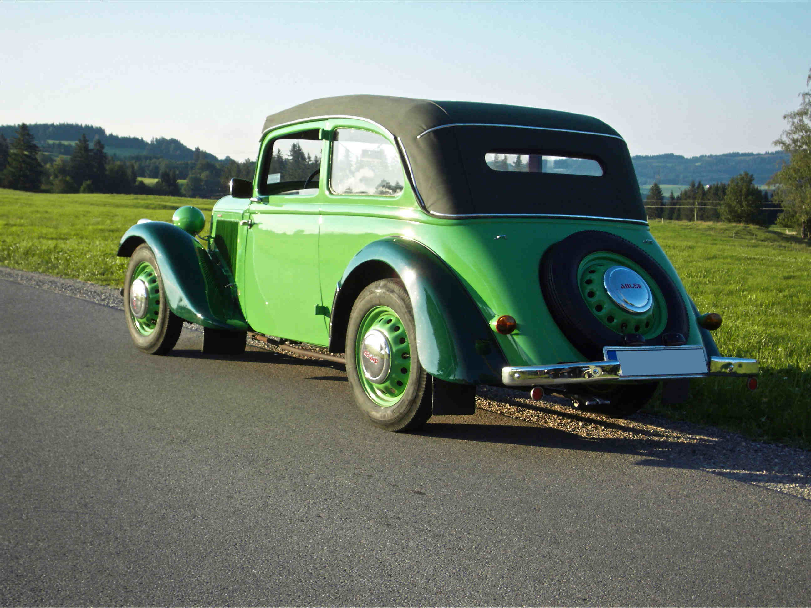 TopWorldAuto >> Photos of Adler Junior - photo galleries