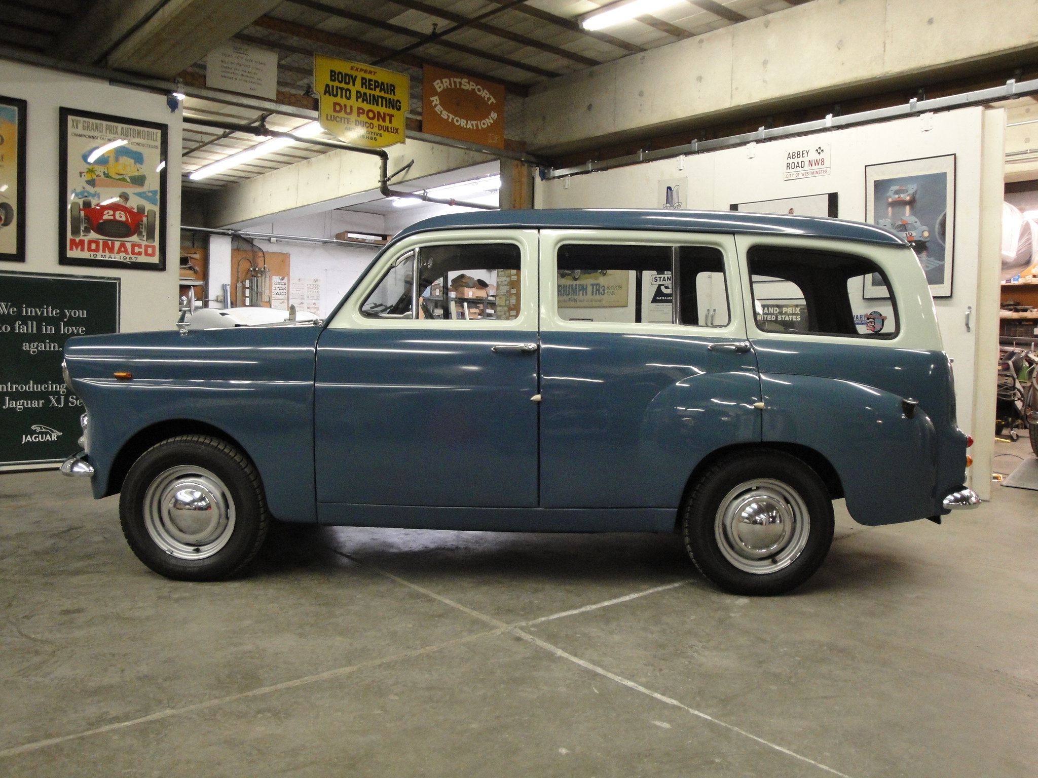 TopWorldAuto >> Photos of Standard 10 - photo galleries