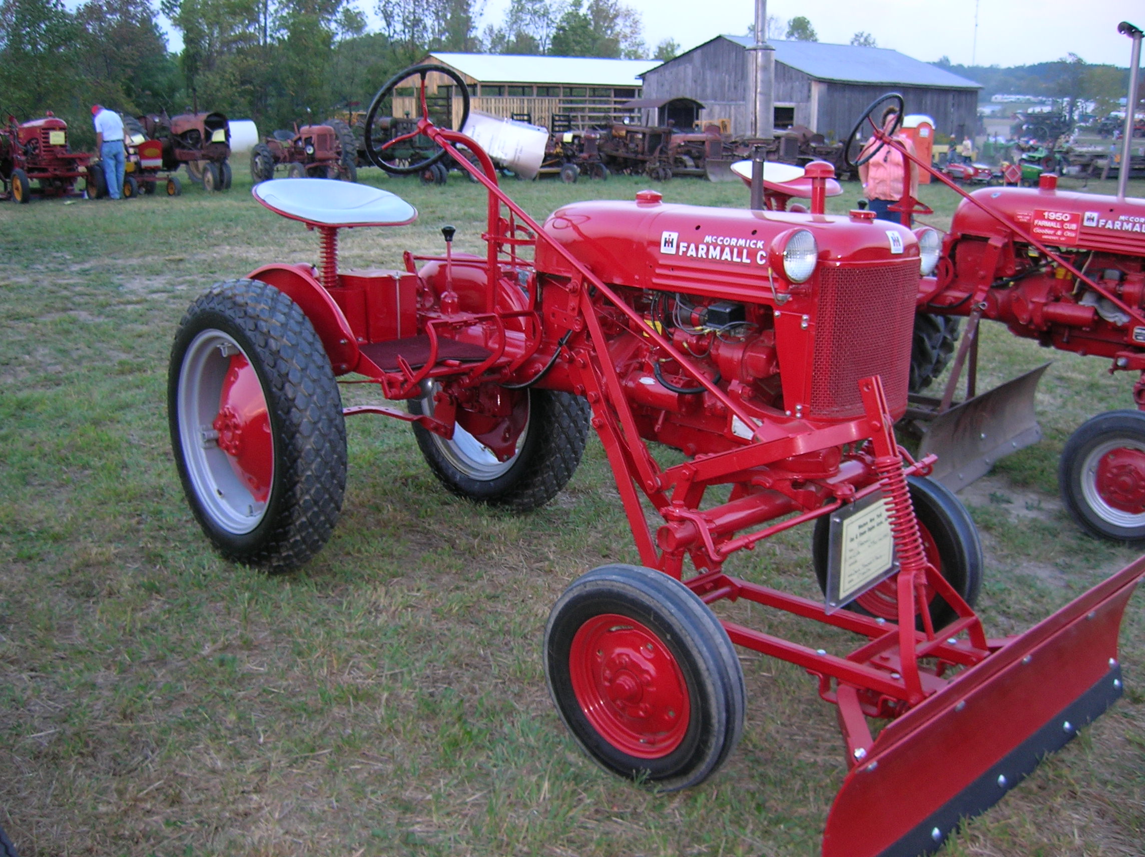 TopWorldAuto >> Photos of International Farmall Cub - photo galleries