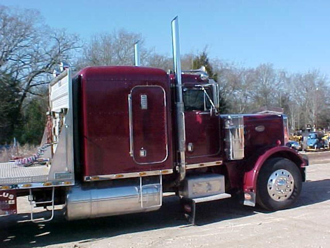 TopWorldAuto >> Photos of Peterbilt 359 - photo galleries
