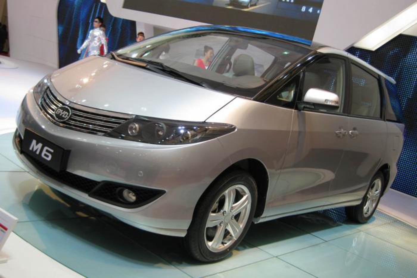 TopWorldAuto >> Photos of BYD M6 - photo galleries