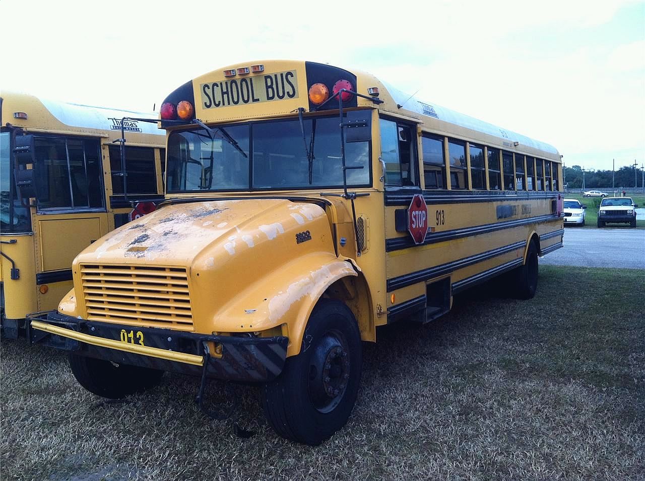 TopWorldAuto >> Photos of International CE200 - photo galleries