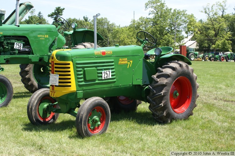 TopWorldAuto >> Photos of Oliver Standard 77 - photo galleries