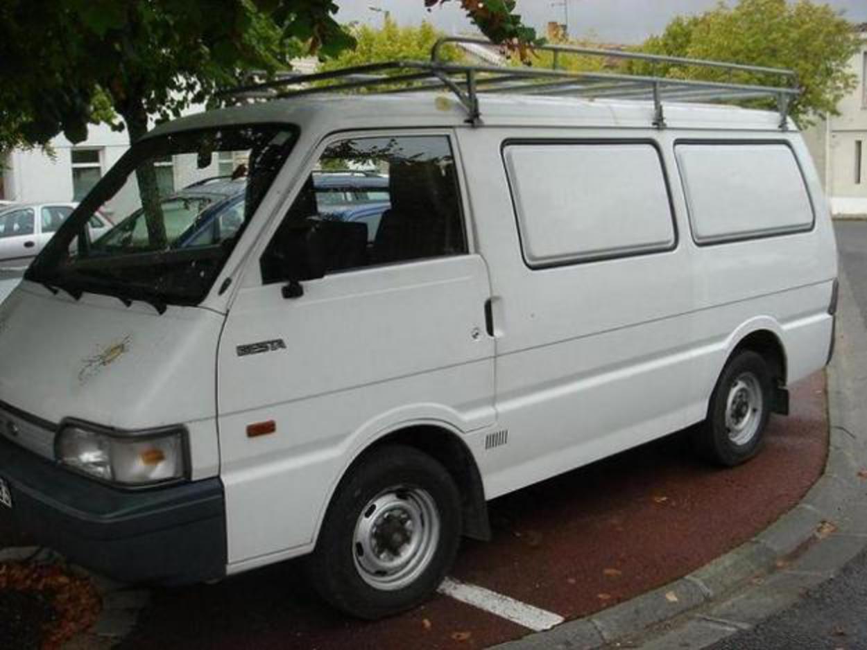 TopWorldAuto >> Photos of Kia Besta - photo galleries