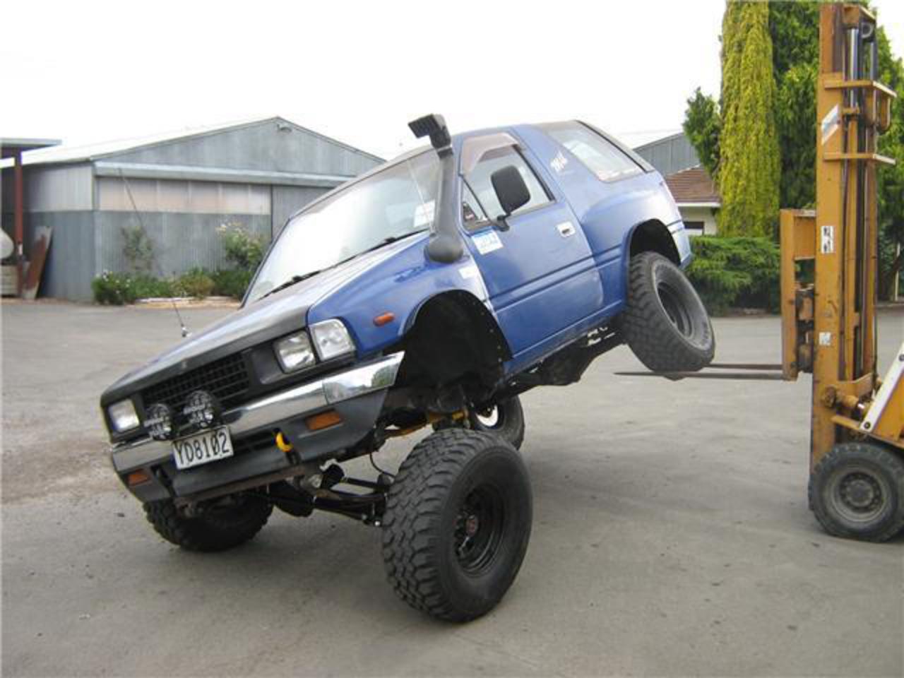 TopWorldAuto >> Photos of Isuzu MU - photo galleries