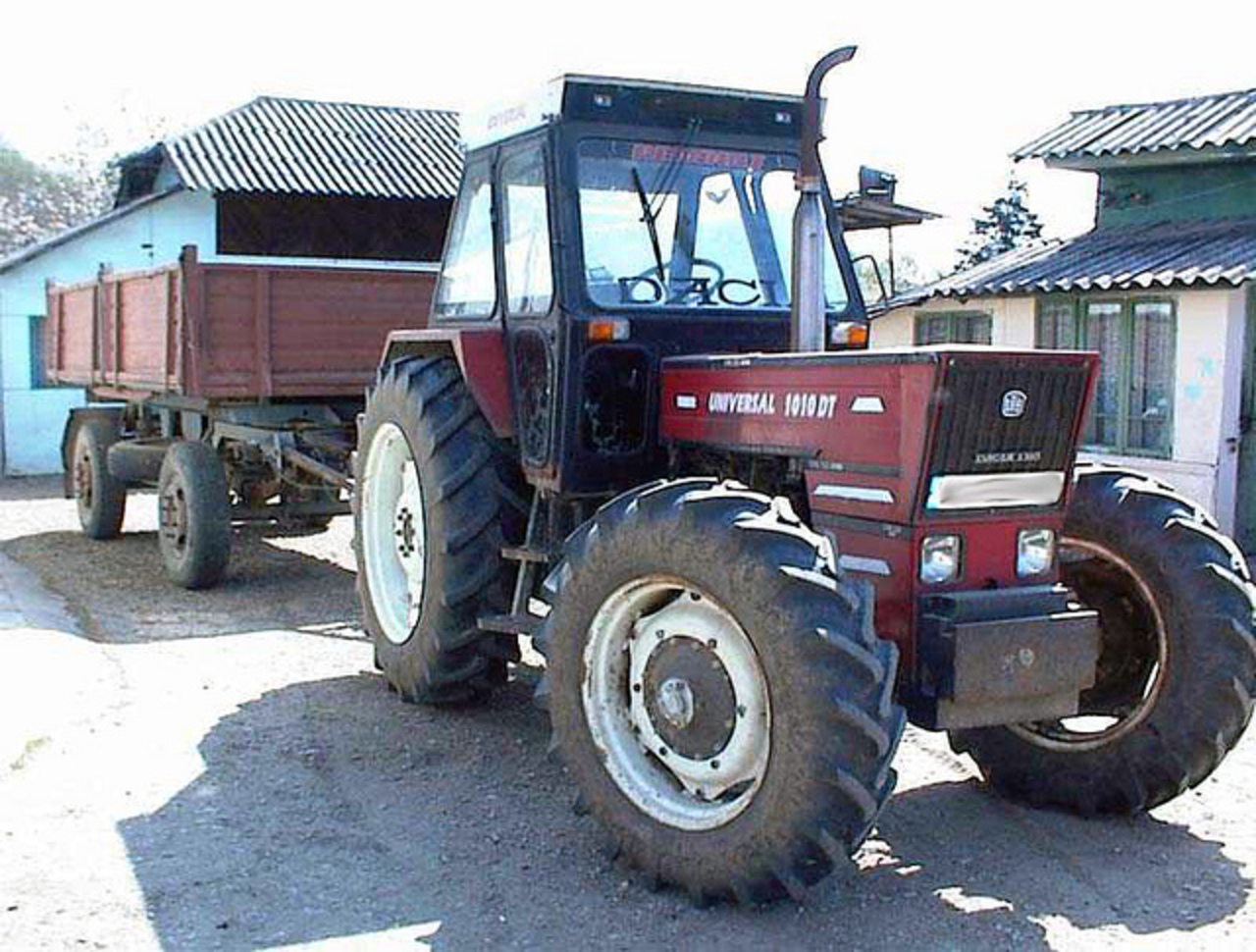 TopWorldAuto >> Photos of UTB Universal 1010 DT - photo galleries