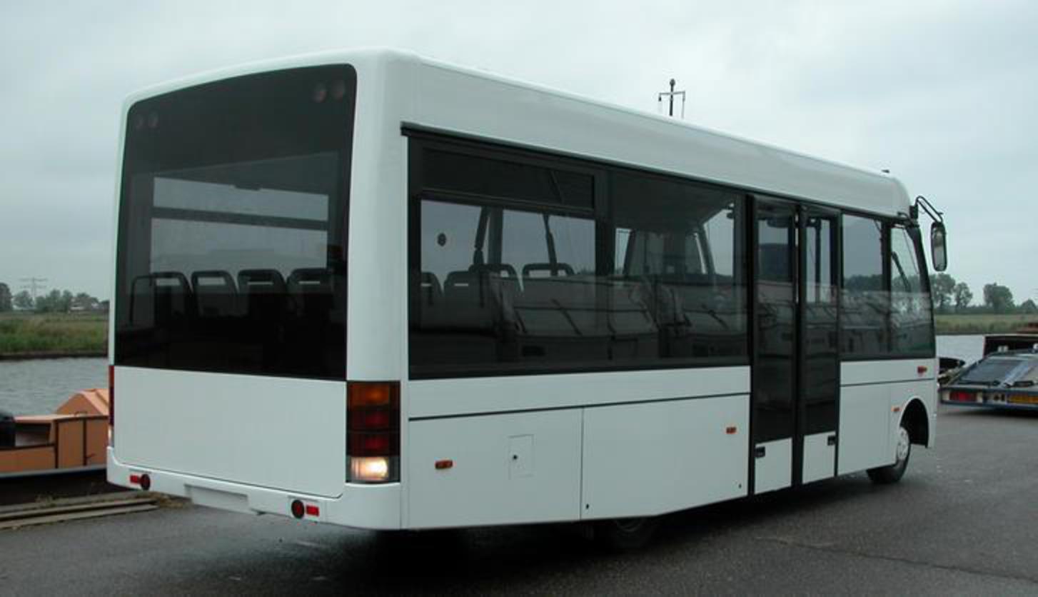 TopWorldAuto >> Photos of Cobus 2400 - photo galleries