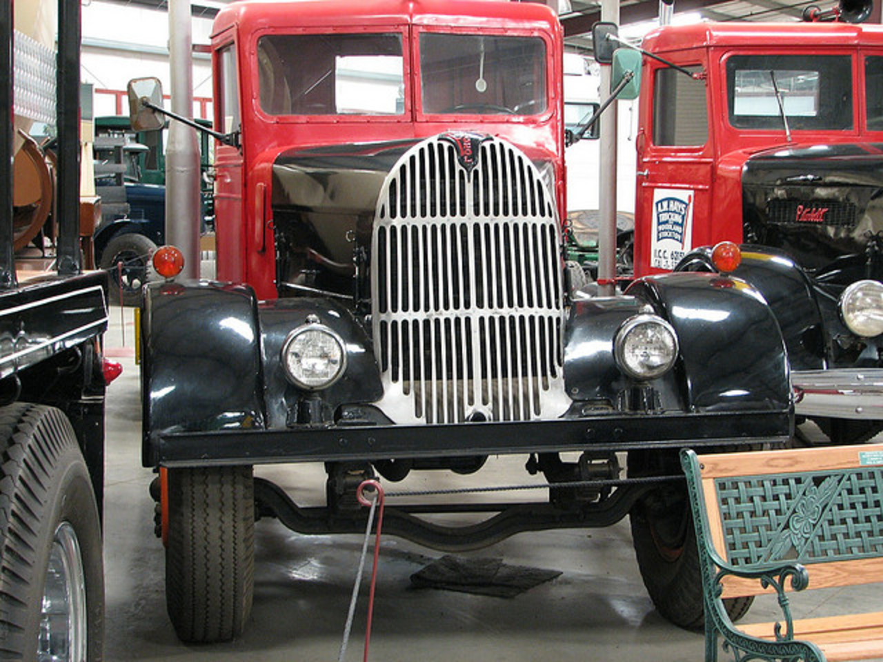 TopWorldAuto >> Photos of Fageol Model 9-12 Gas Tractor - photo galleries