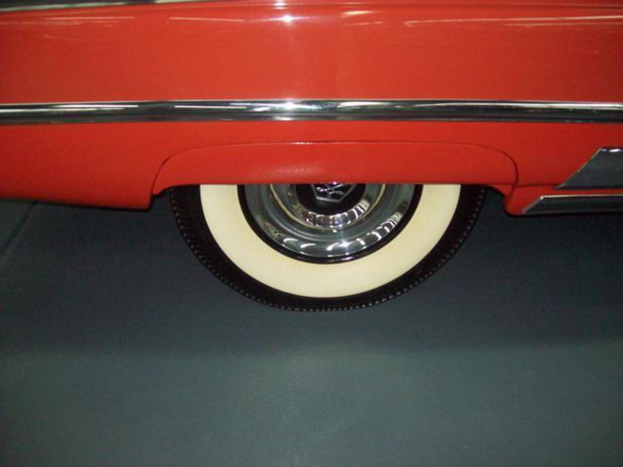 TopWorldAuto >> Photos of Monarch Lucerne - photo galleries