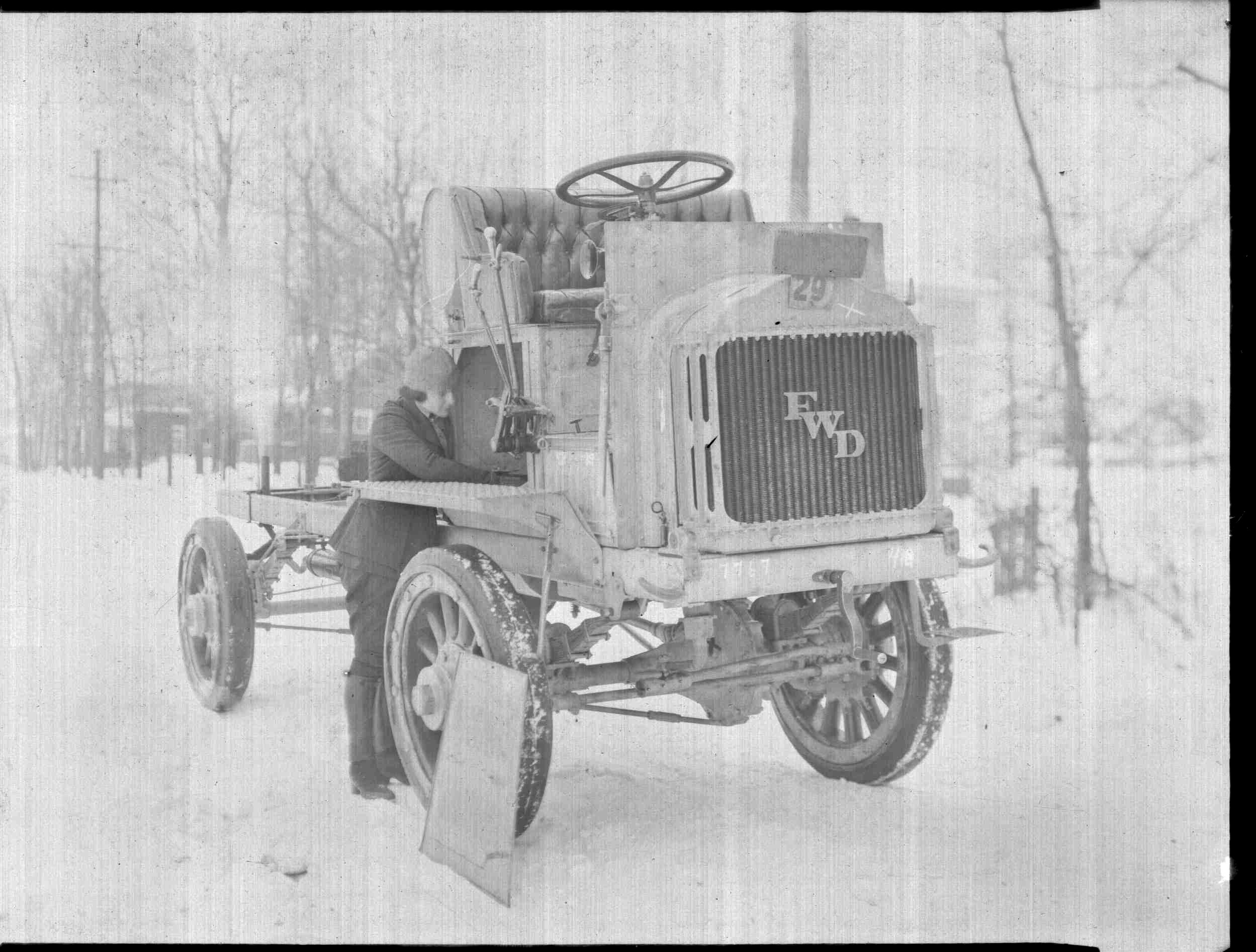 TopWorldAuto >> Photos of FWD Model B - photo galleries