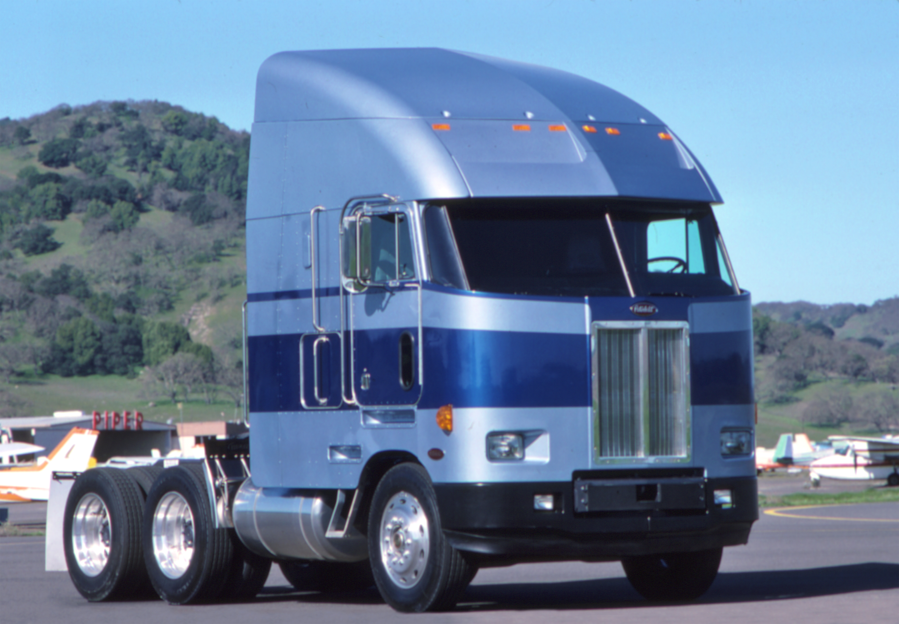 TopWorldAuto >> Photos of Peterbilt 372 - photo galleries