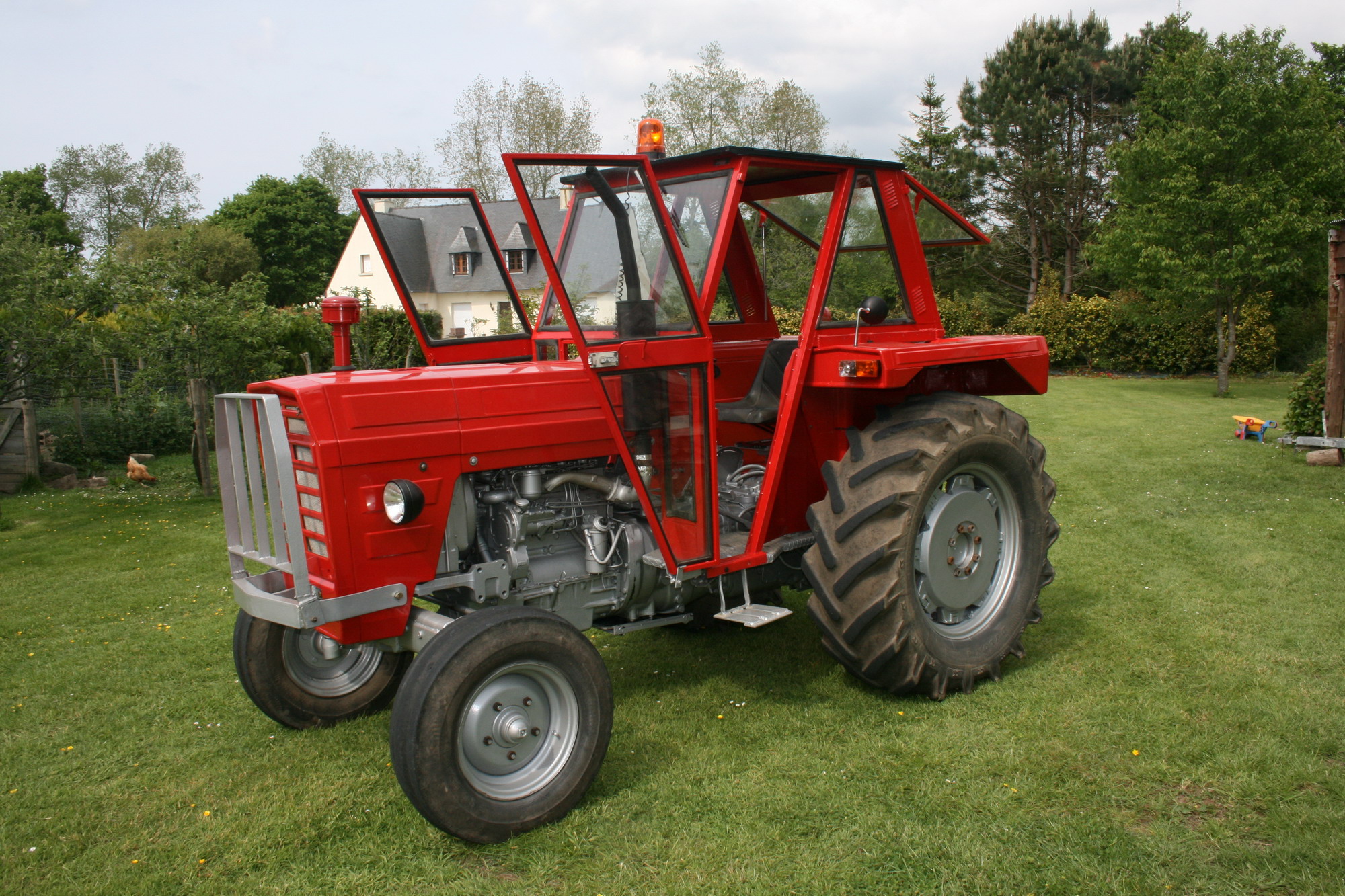 TopWorldAuto >> Photos of IMT 560 - photo galleries