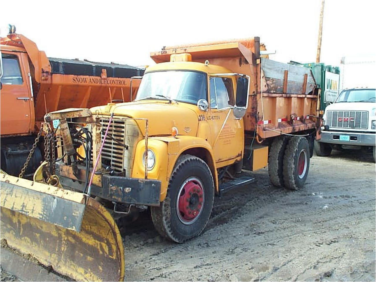 TopWorldAuto >> Photos of International Loadstar 1800 - photo galleries