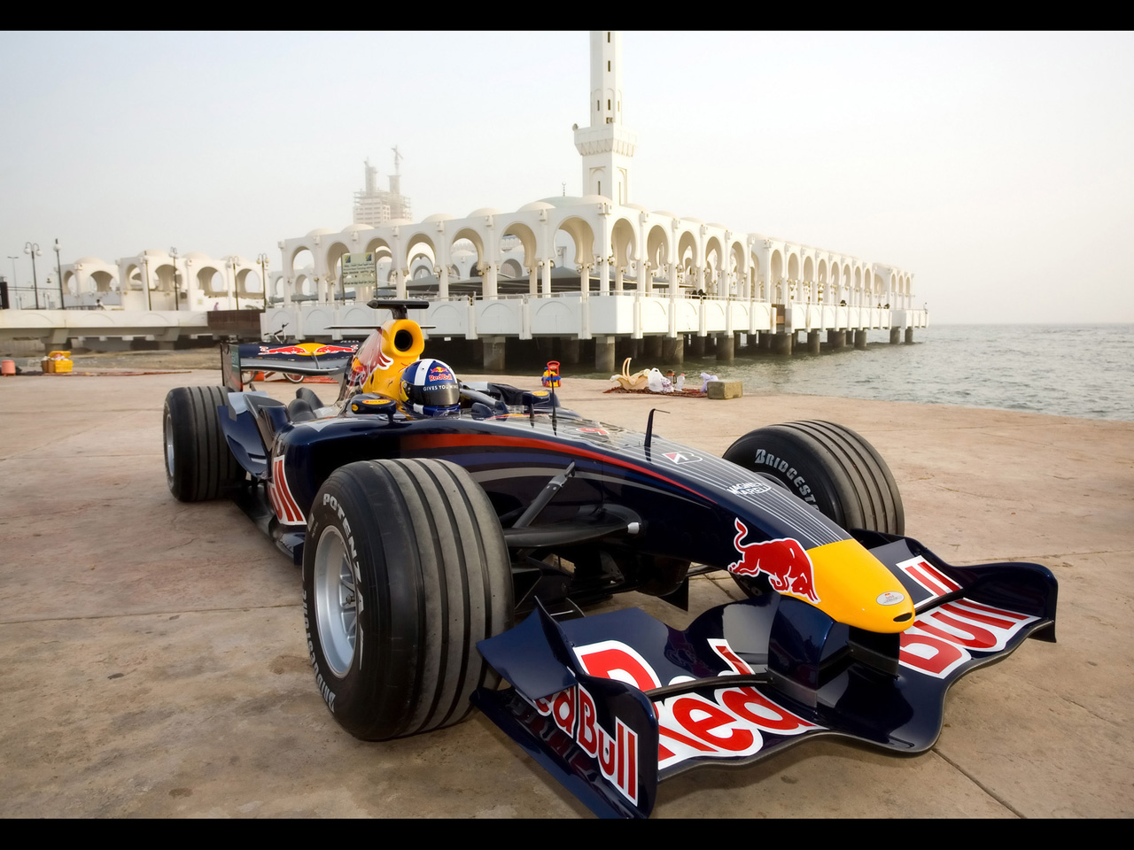 TopWorldAuto >> Photos of Red Bull RB4 - photo galleries
