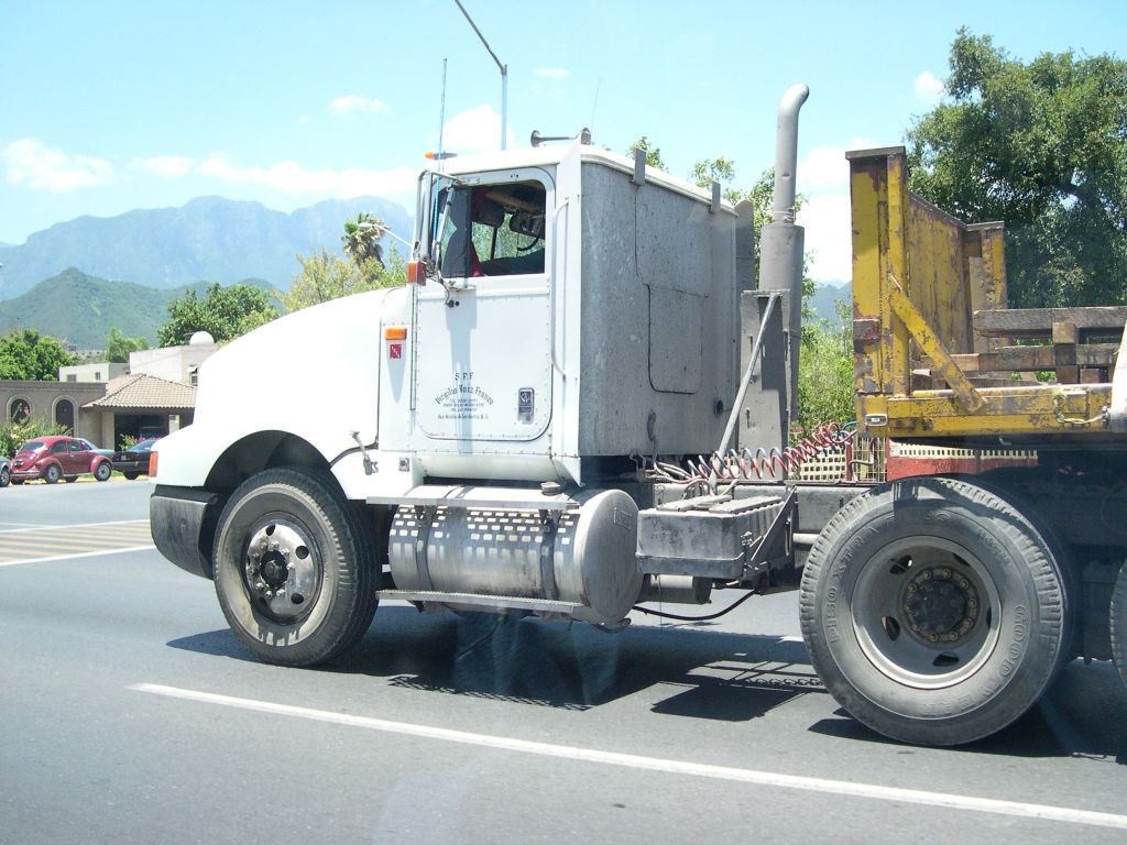 TopWorldAuto >> Photos of Dina D-9400 - photo galleries