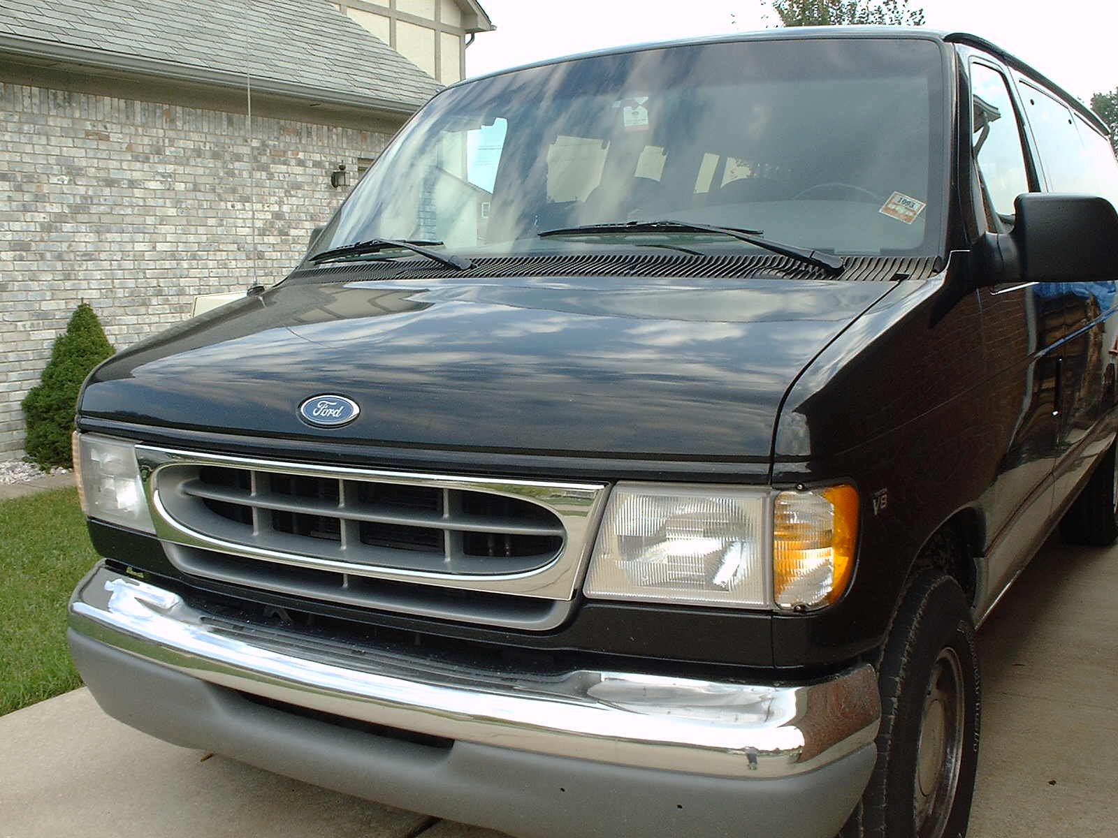 TopWorldAuto >> Photos of Ford E-150 Chateau - photo galleries