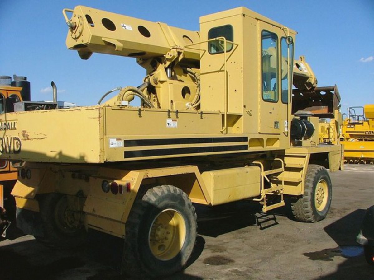 TopWorldAuto >> Photos of Gradall G3WD - photo galleries