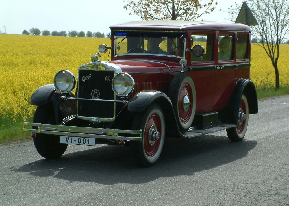 TopWorldAuto >> Photos of Praga Grand - photo galleries