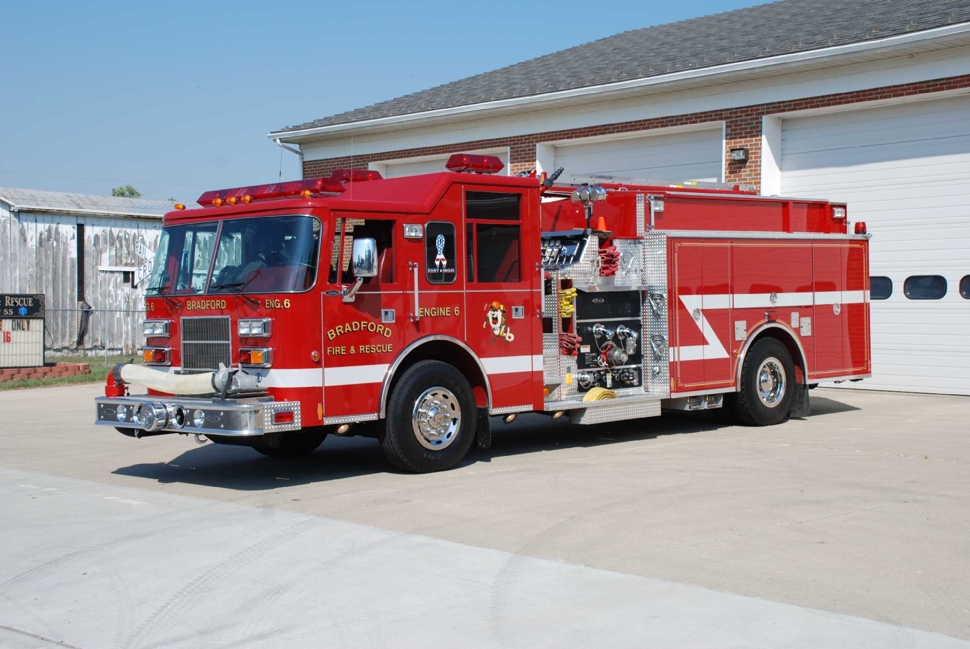 TopWorldAuto >> Photos of Pierce Saber - photo galleries