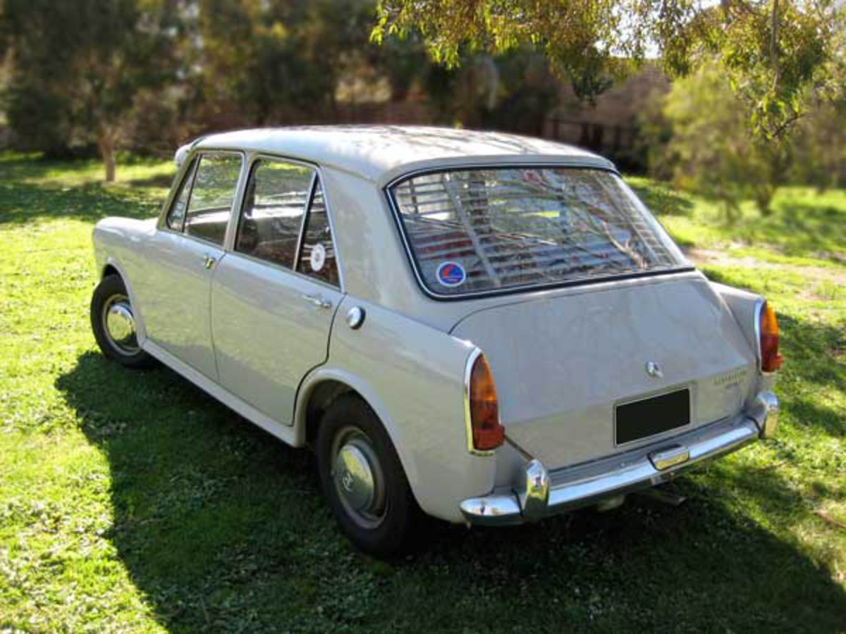 TopWorldAuto >> Photos of Morris 1100 - photo galleries