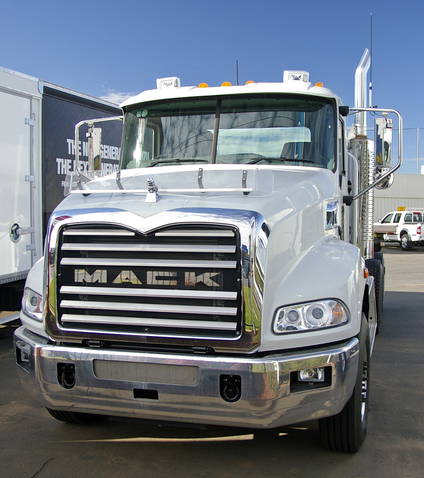 TopWorldAuto >> Photos of Mack Granite - photo galleries