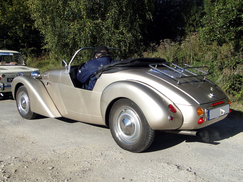 TopWorldAuto >> Photos of Burton 2CV - photo galleries