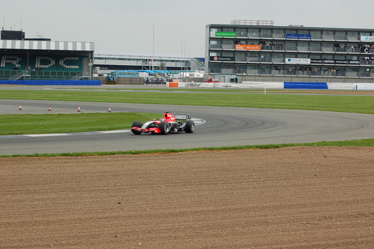 TopWorldAuto >> Photos of Midland M16 - photo galleries