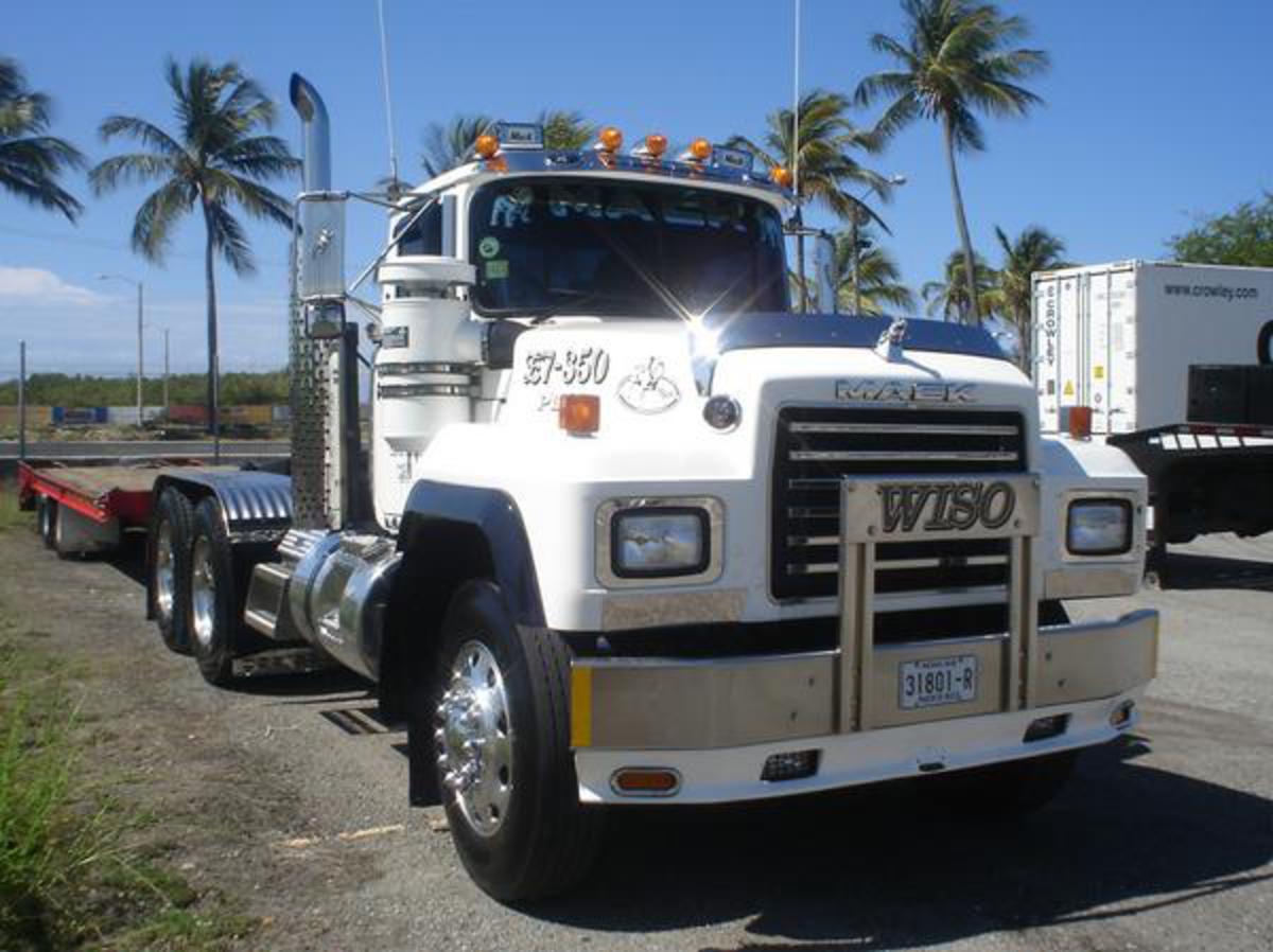TopWorldAuto >> Photos of Mack RD-600 - photo galleries