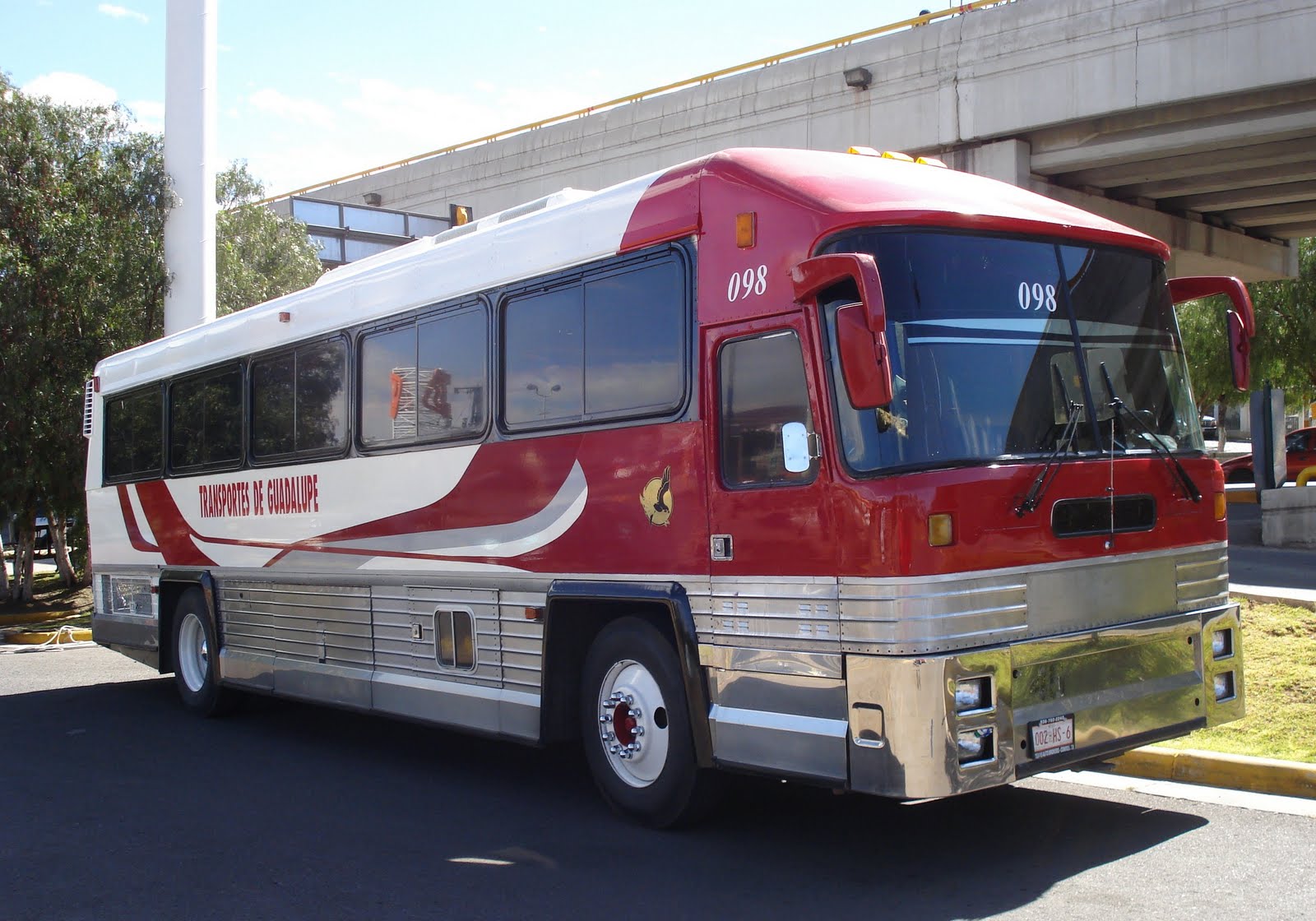 TopWorldAuto >> Photos of OISA Halcon - photo galleries