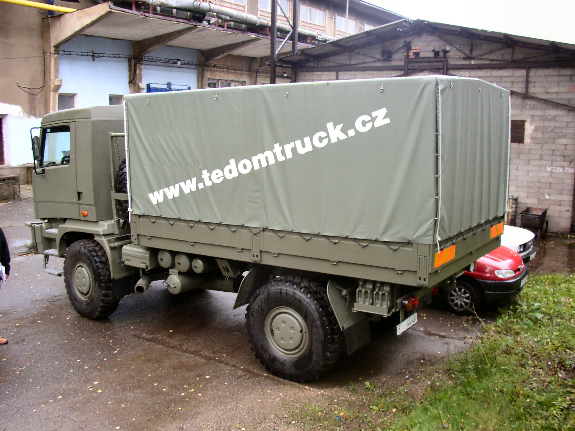 TopWorldAuto >> Photos of Tedom Fox - photo galleries