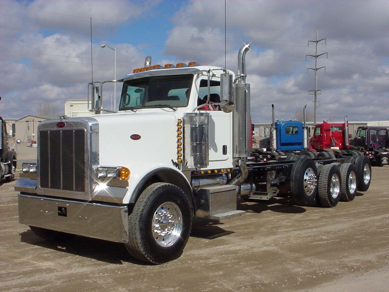 TopWorldAuto >> Photos of Peterbilt 357 - photo galleries