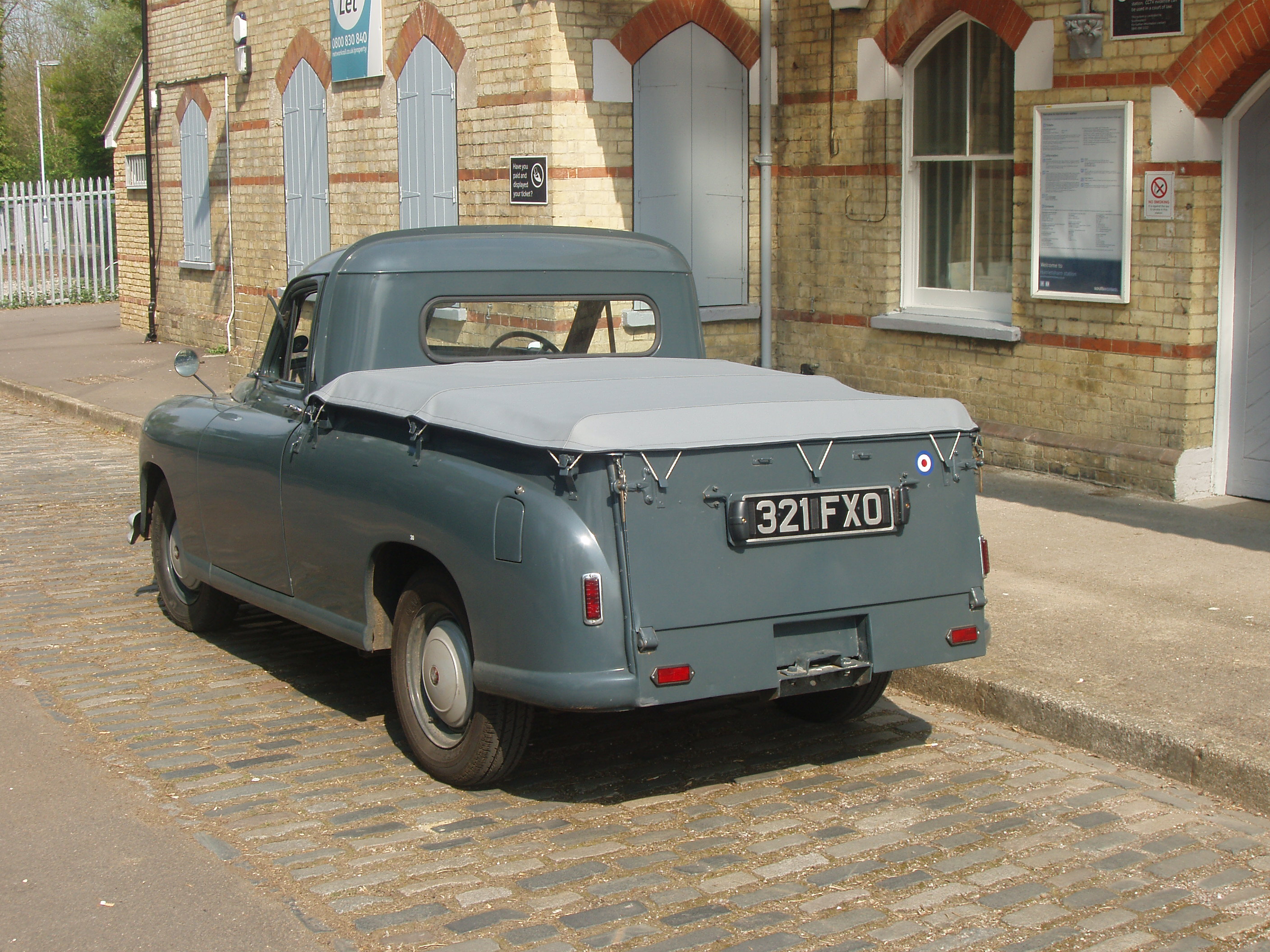 TopWorldAuto >> Photos of Standard Vanguard Pick up - photo galleries