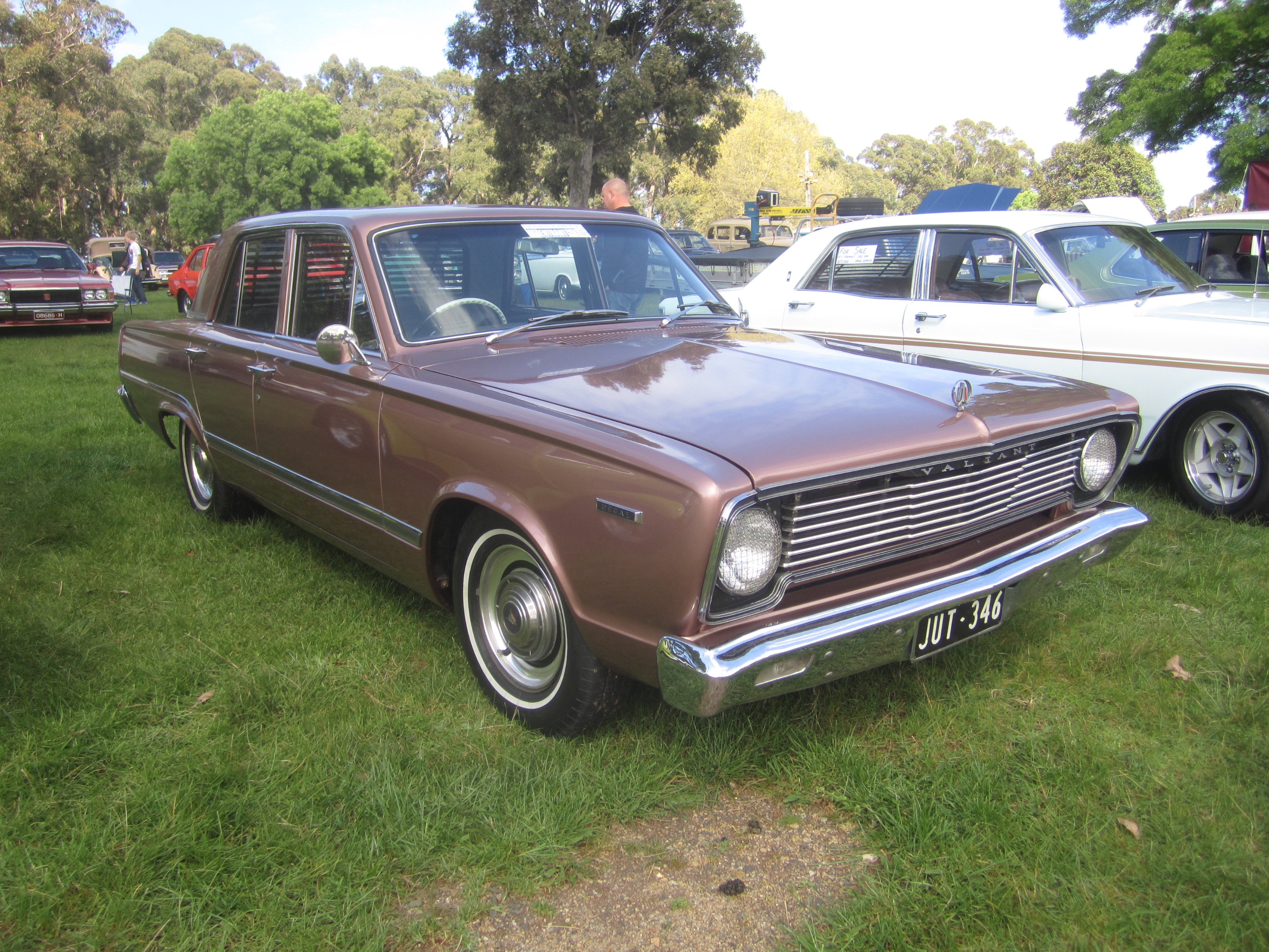 TopWorldAuto >> Photos of Valiant VC Regal - photo galleries