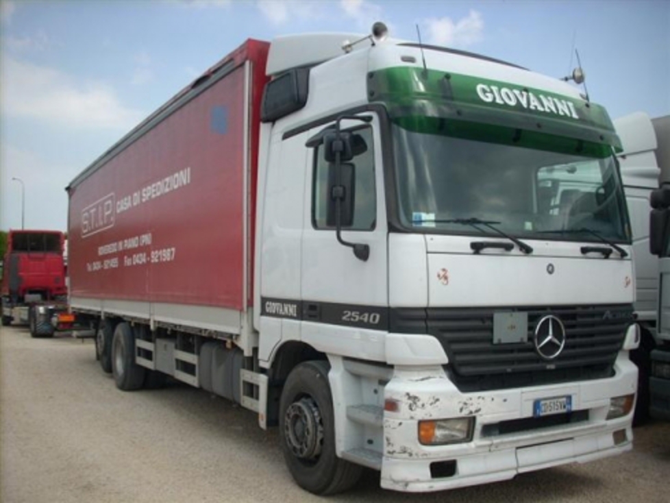 TopWorldAuto >> Photos of Mercedes-Benz Axor 2540 - photo galleries