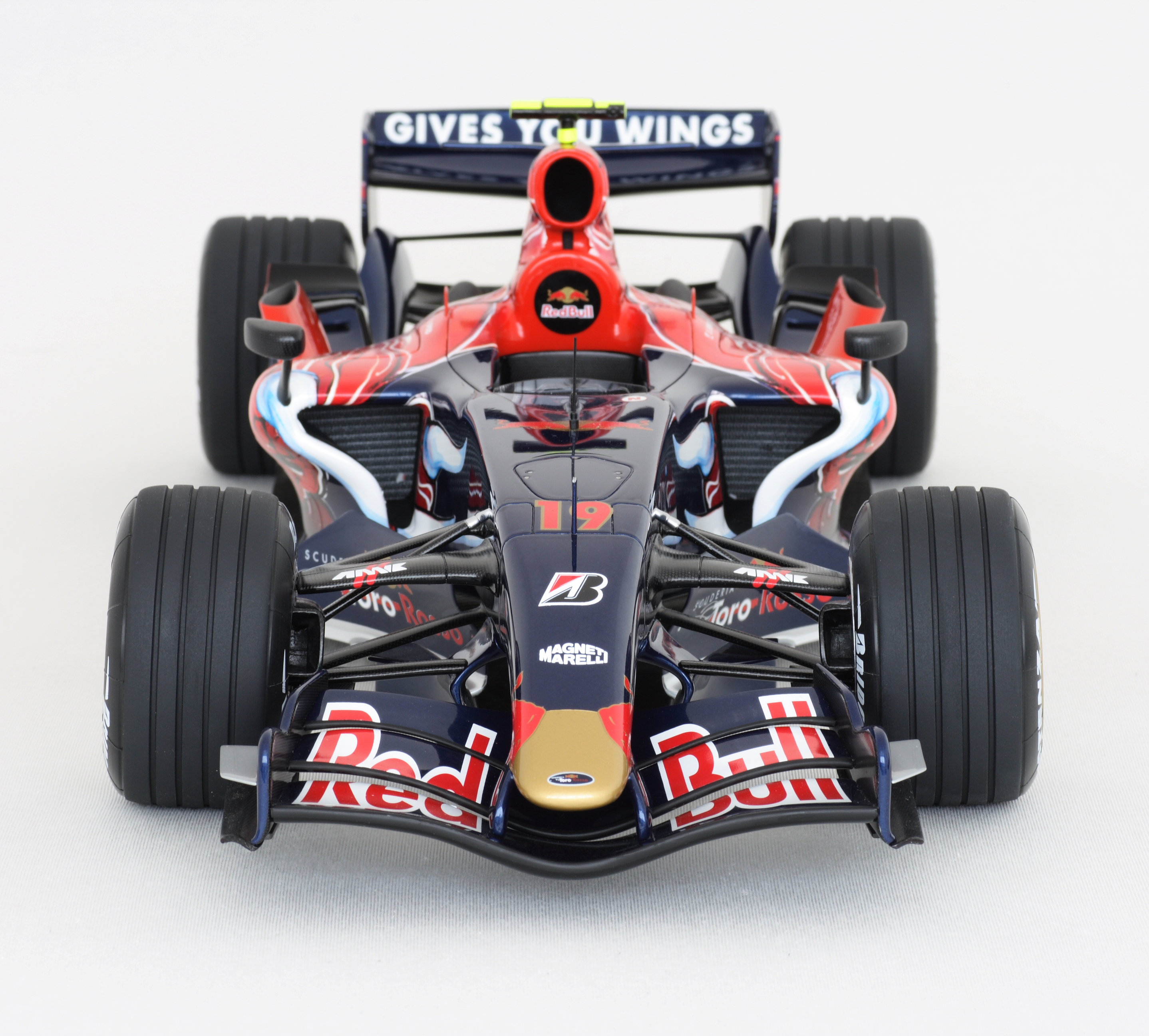 TopWorldAuto >> Photos of Toro Rosso STR2 - photo galleries