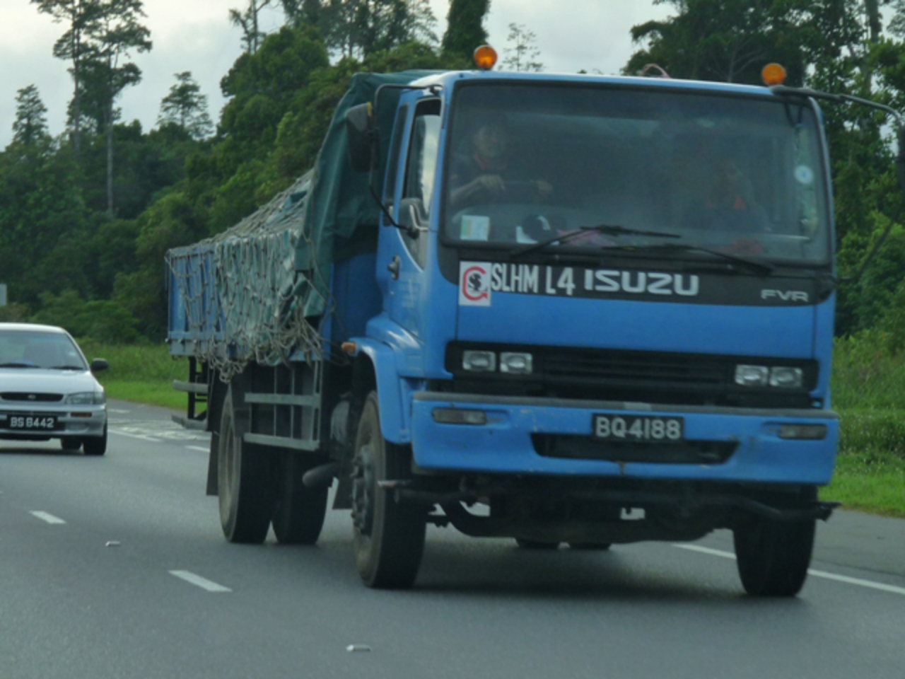 TopWorldAuto >> Photos of Isuzu FVR - photo galleries