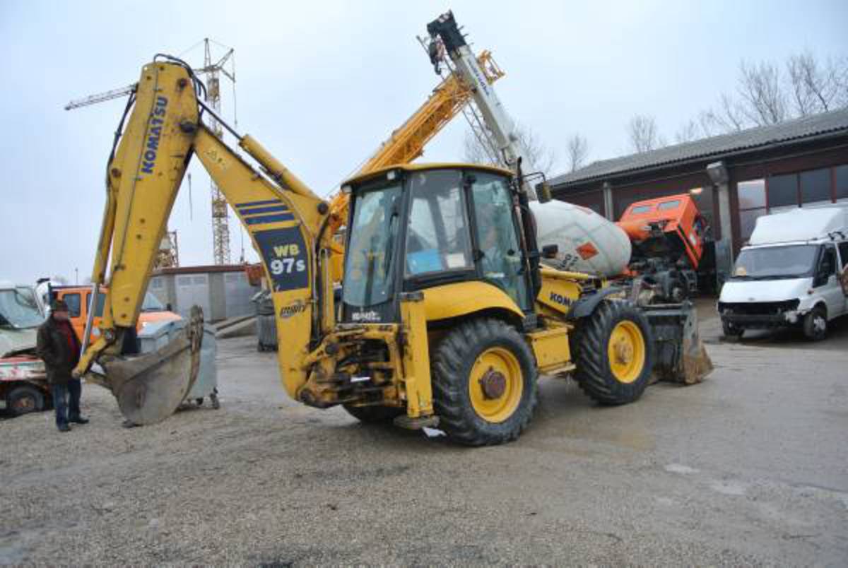 TopWorldAuto >> Photos of Komatsu WB 97S - photo galleries
