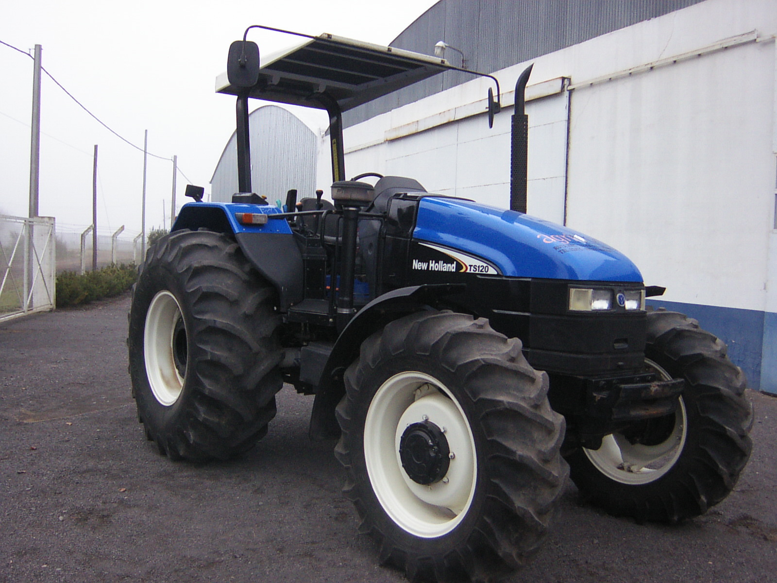 TopWorldAuto >> Photos of New Holland TS 120 - photo galleries