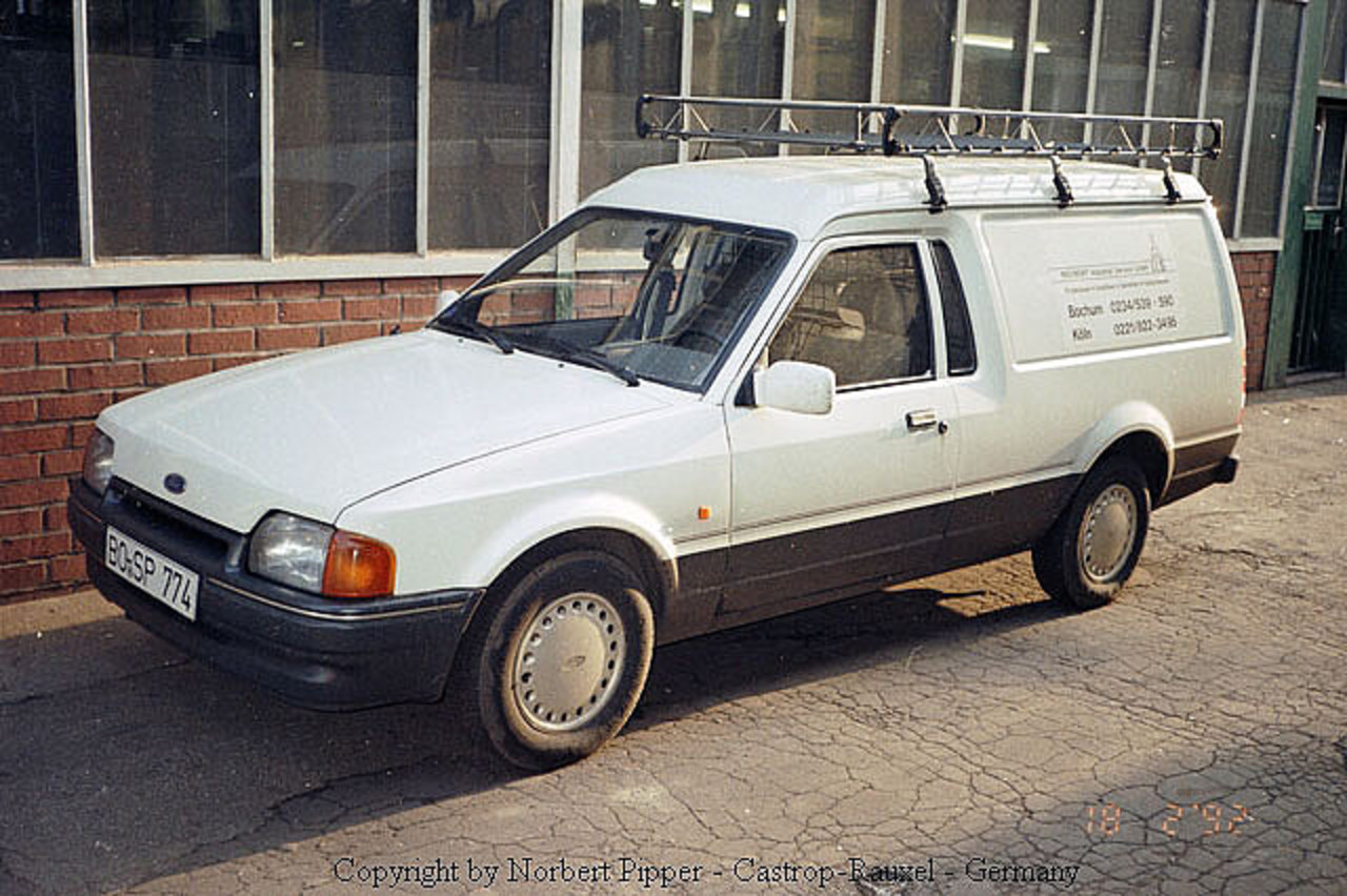 TopWorldAuto >> Photos of Ford Escort Express - photo galleries