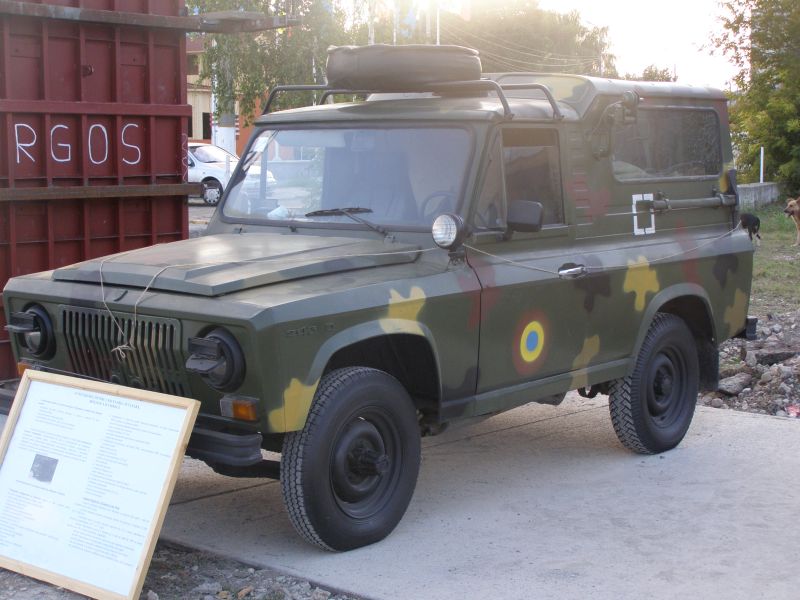 TopWorldAuto >> Photos of Aro 243 - photo galleries