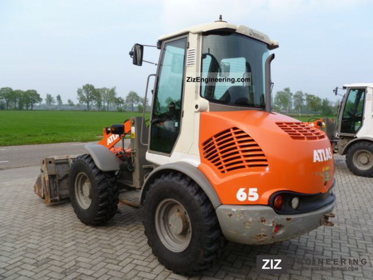 TopWorldAuto >> Photos of Atlas 65 - photo galleries